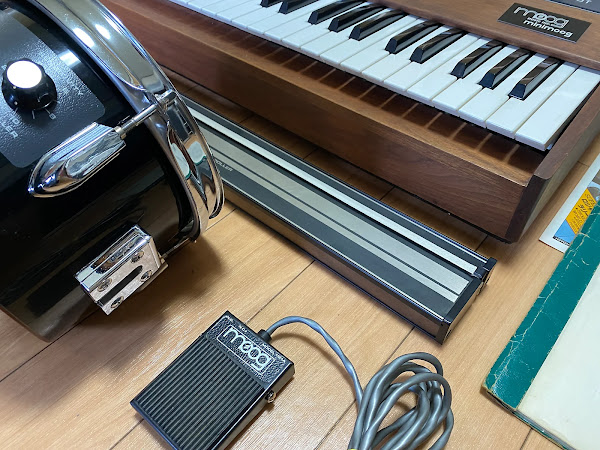 MATRIXSYNTH: May 1974 Early Moog Minimoog Model D w/ Extras SN 4653