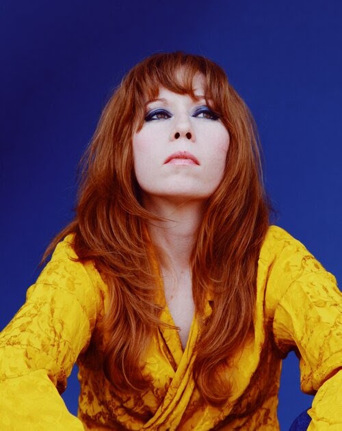 TWANGSVILLE REVISITED: Beth Lee 'Waiting On You Tonight' Her First Solo ...