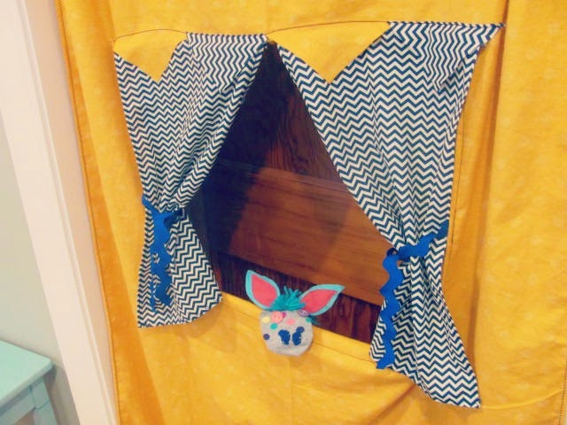 R + K Stitches: NEW Item Puppet Curtain