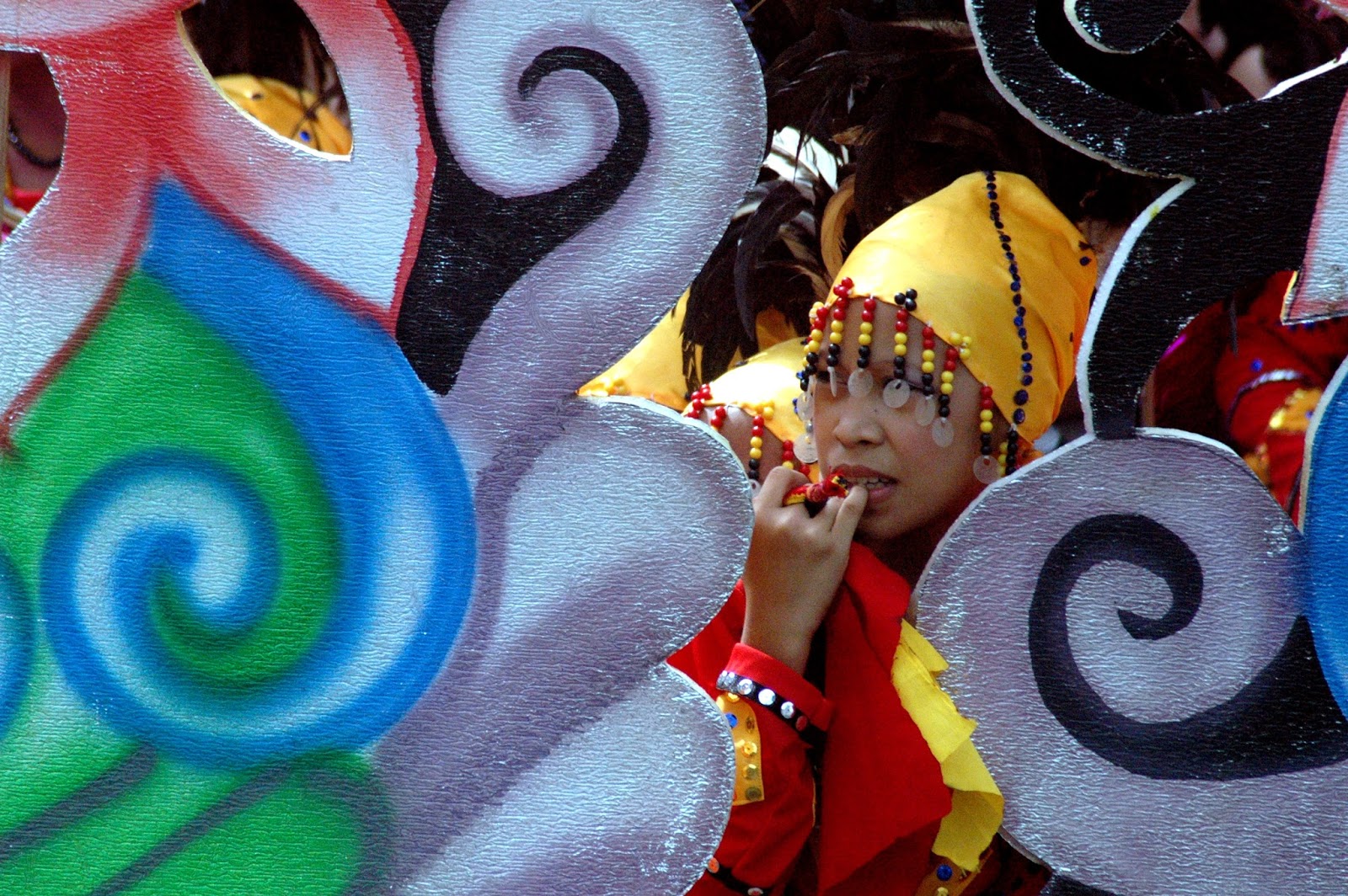 DUDE FOR FOOD: Side Views: Faces of the Kadayawan