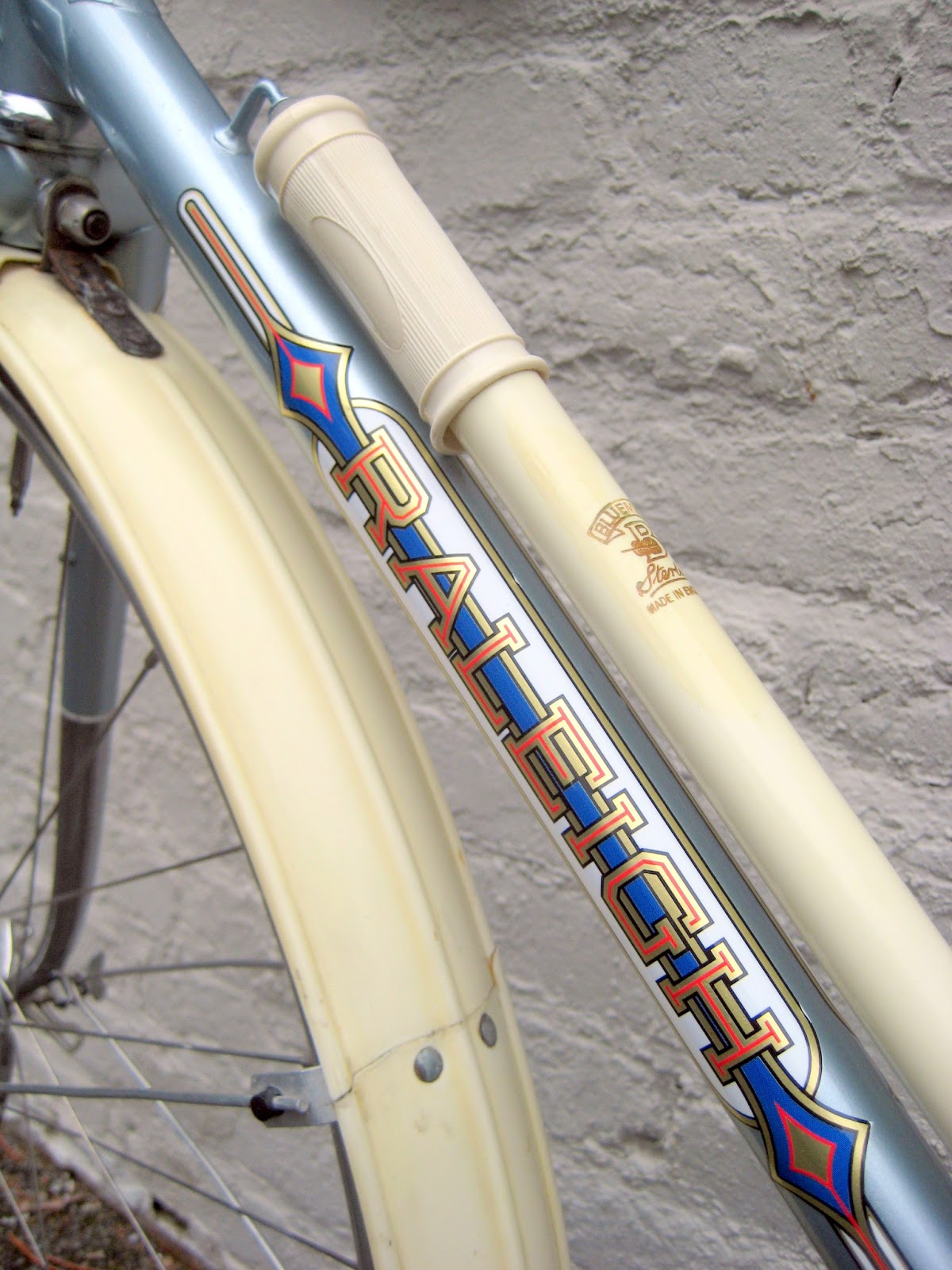 ON THE DROPS: Raleigh Record Ace (RRA) 1947-1954
