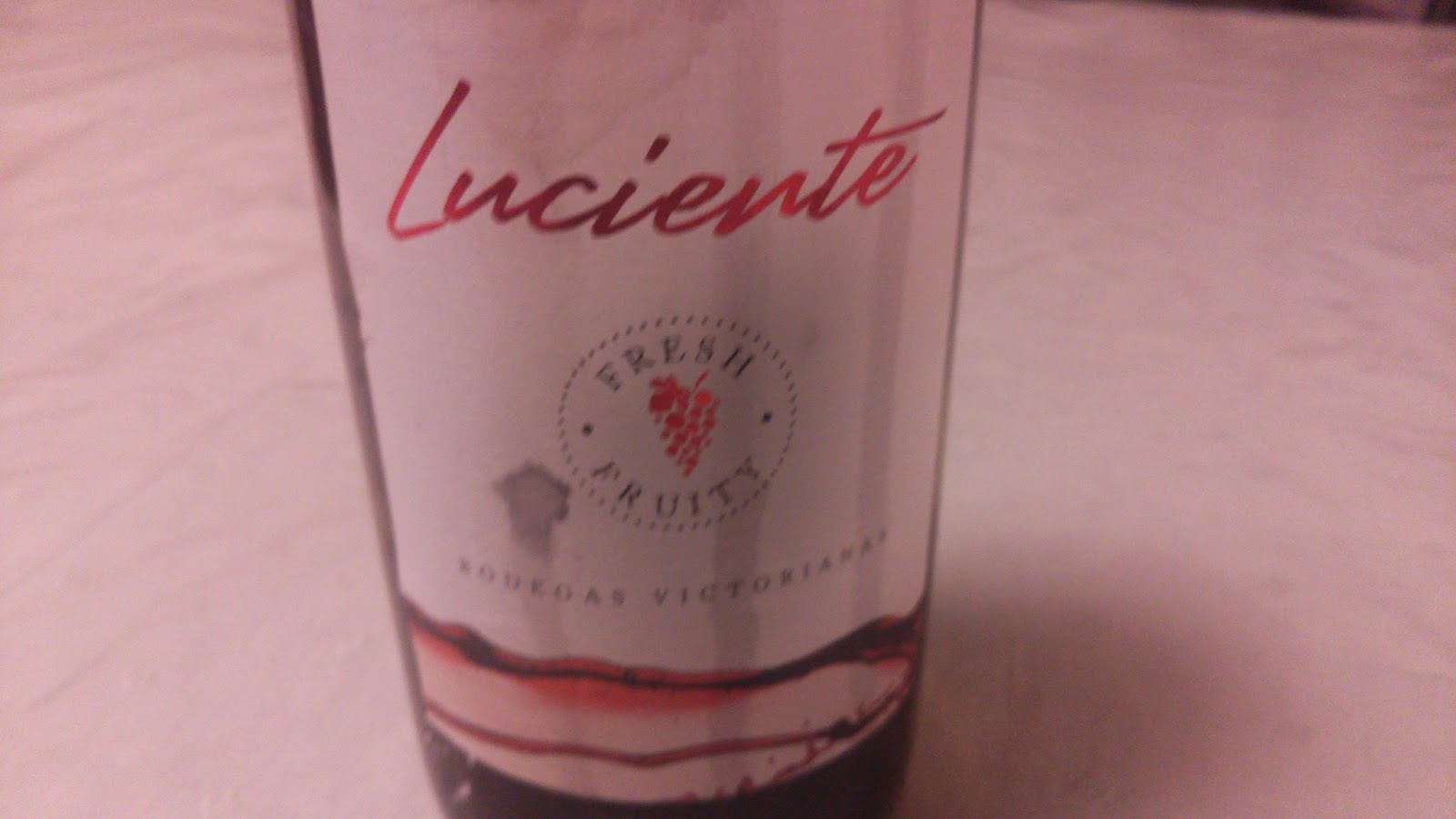 kadonopage: 赤ワイン （luciente）