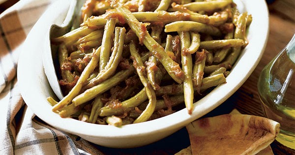 Green Beans with Onions (Loubieh Bziet) Recipe | Arabic Food Recipes