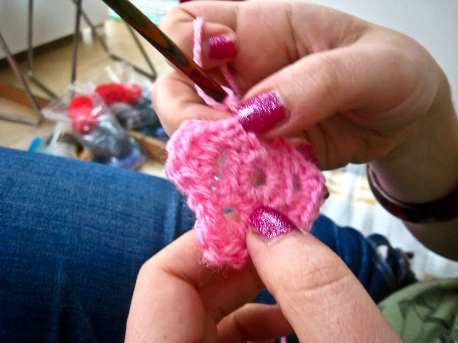 Frizzle Circle: Back to crochet....