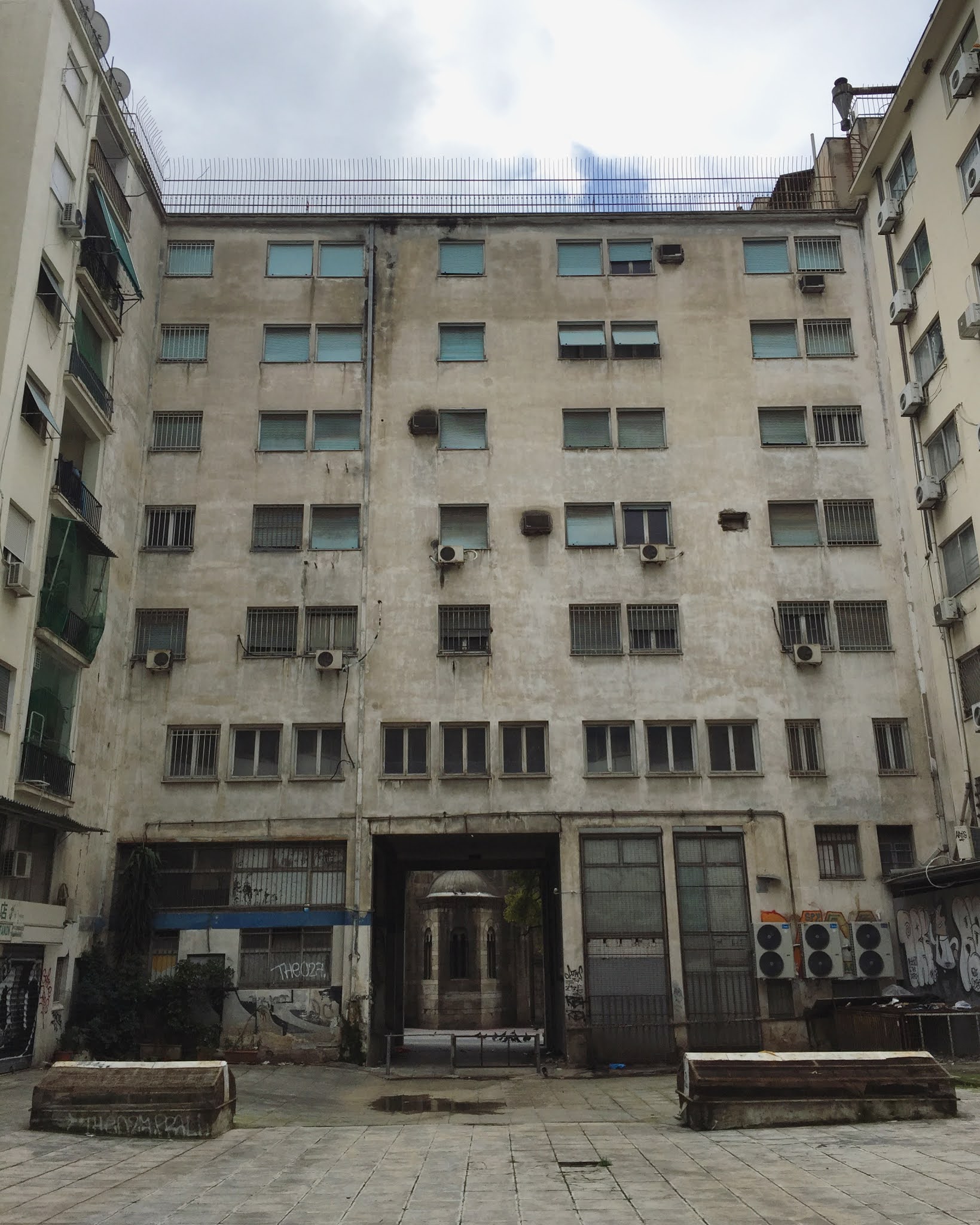 Whynik: Athens Chinatown