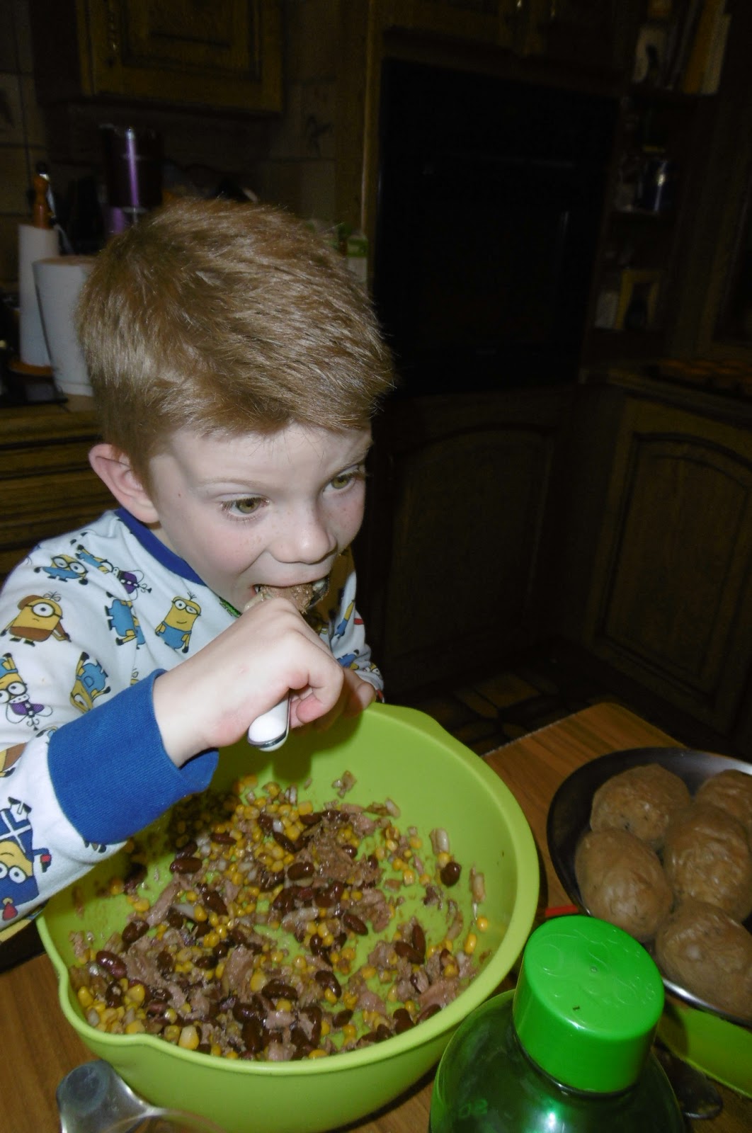 Madhouse Family Reviews: Children's book review : Cool Kids Cook ...
