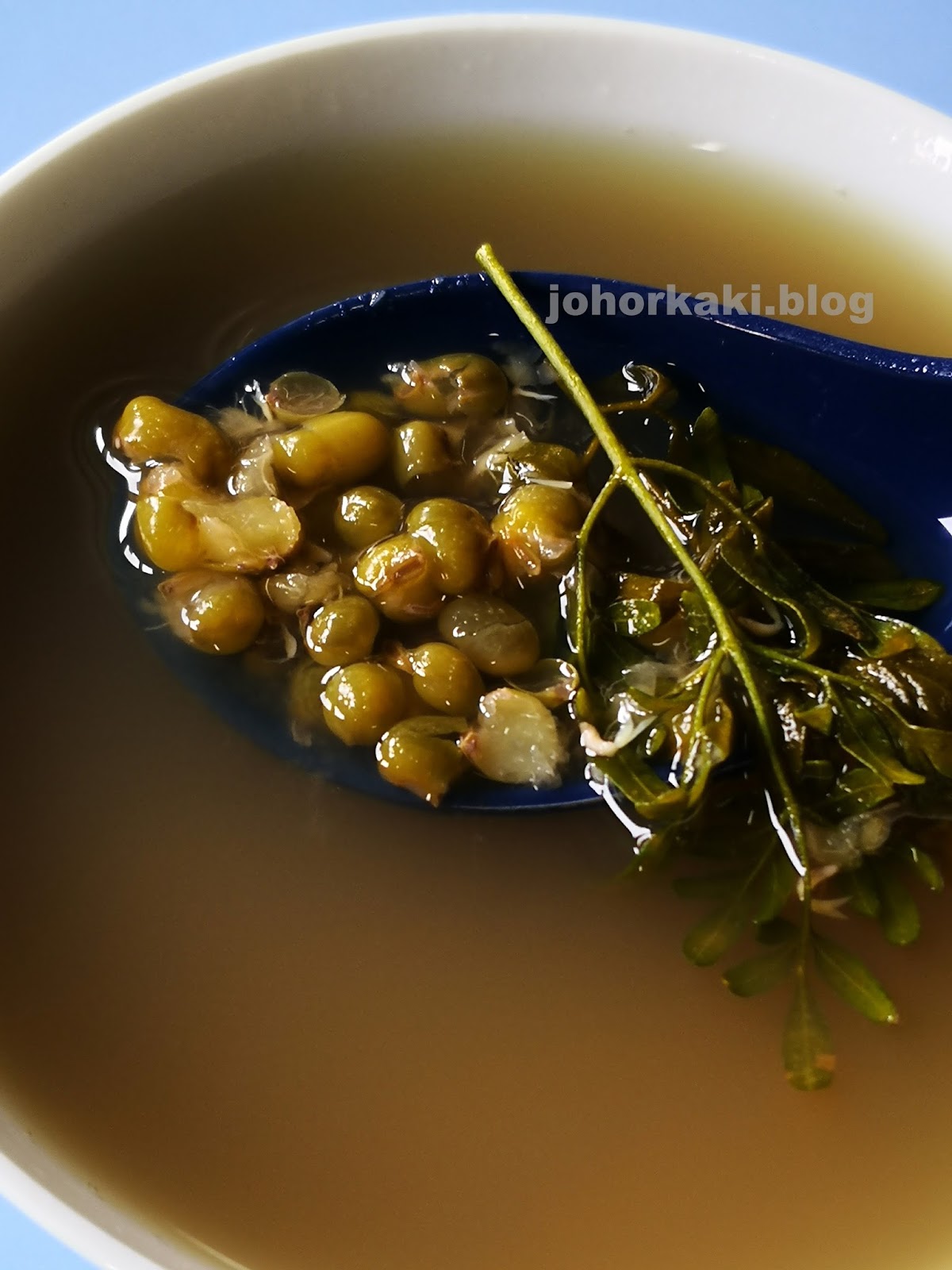 Authentic Traditional Chinese Desserts in Chinatown Complex. 115 Tang ...