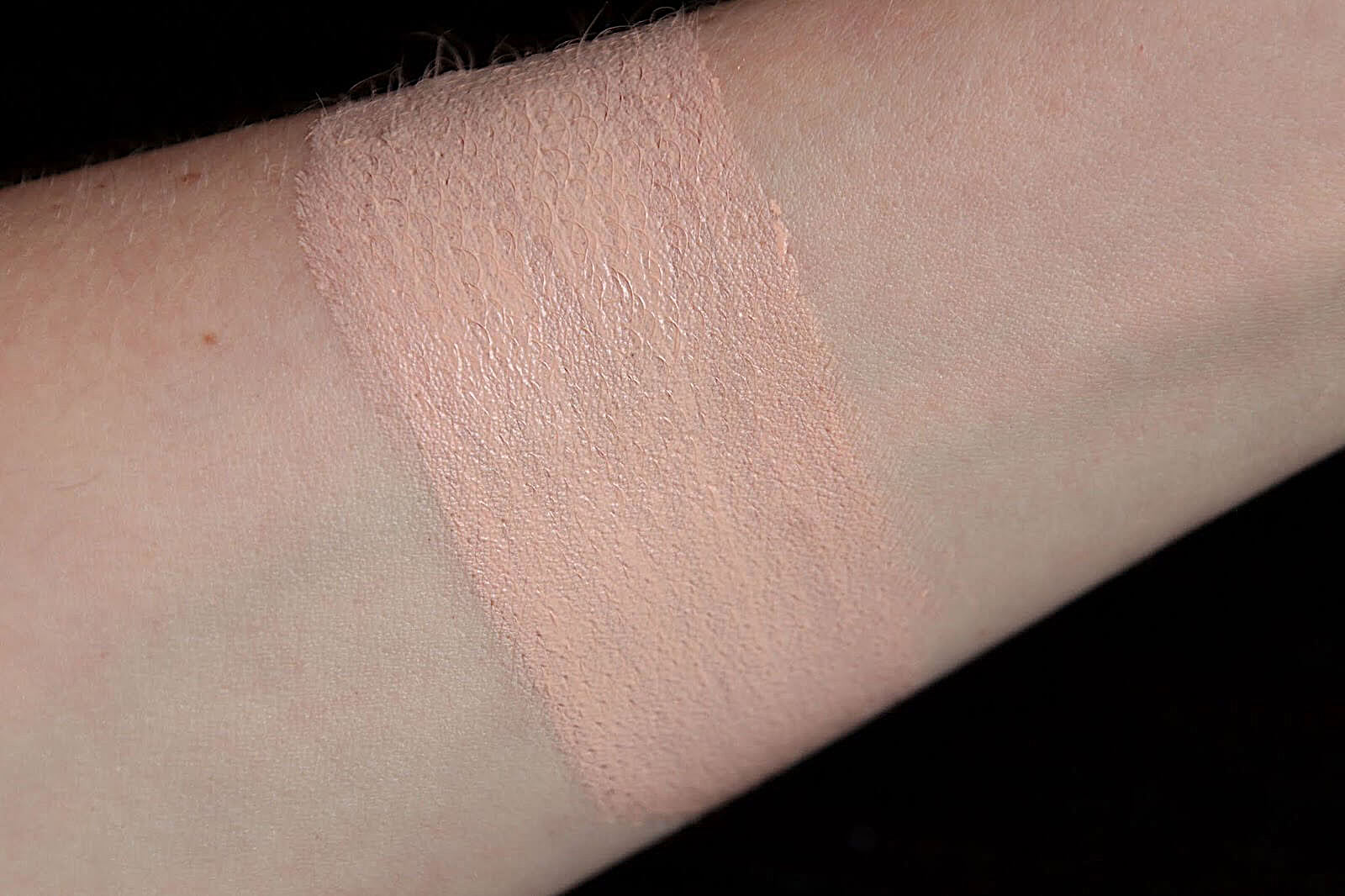 Korres Wild Rose Fond de Teint Eclat Seconde Peau : Beau rendu ? Oui ...