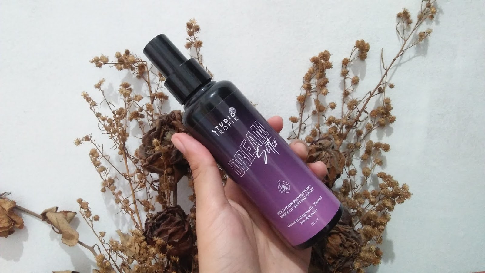 Review Studio Tropik DreamSetter Make-up Setting Spray - Fun Beauty ...