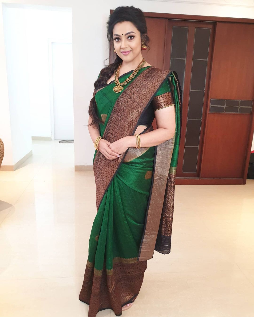 Meena (Actress) Biography, Wiki, Age, Height, Career, Family, Awards ...