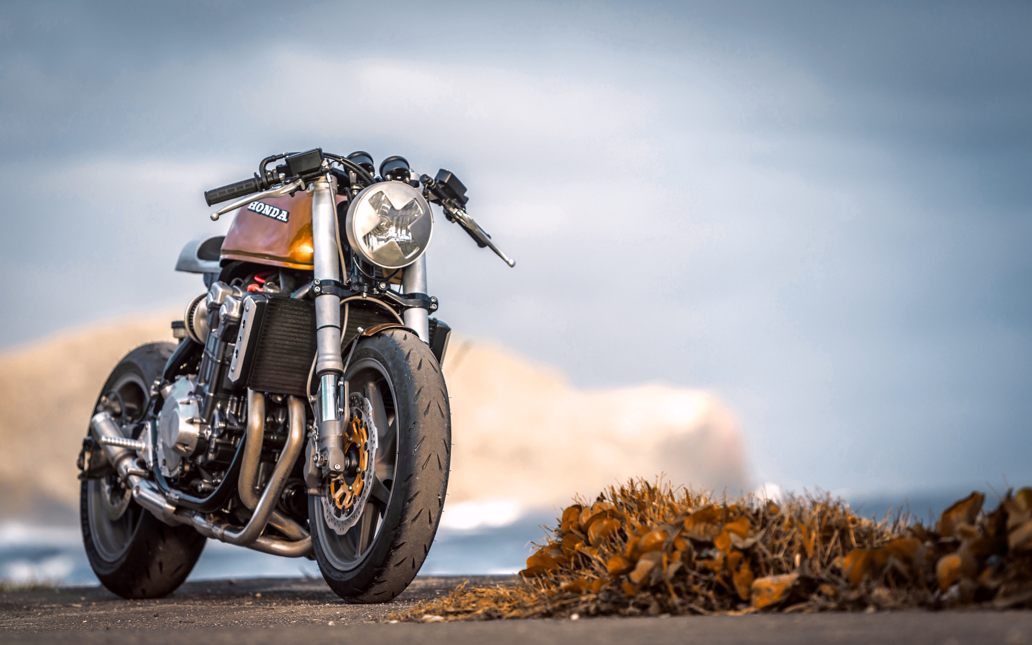 Run Iron CB1300 - Inazuma café racer