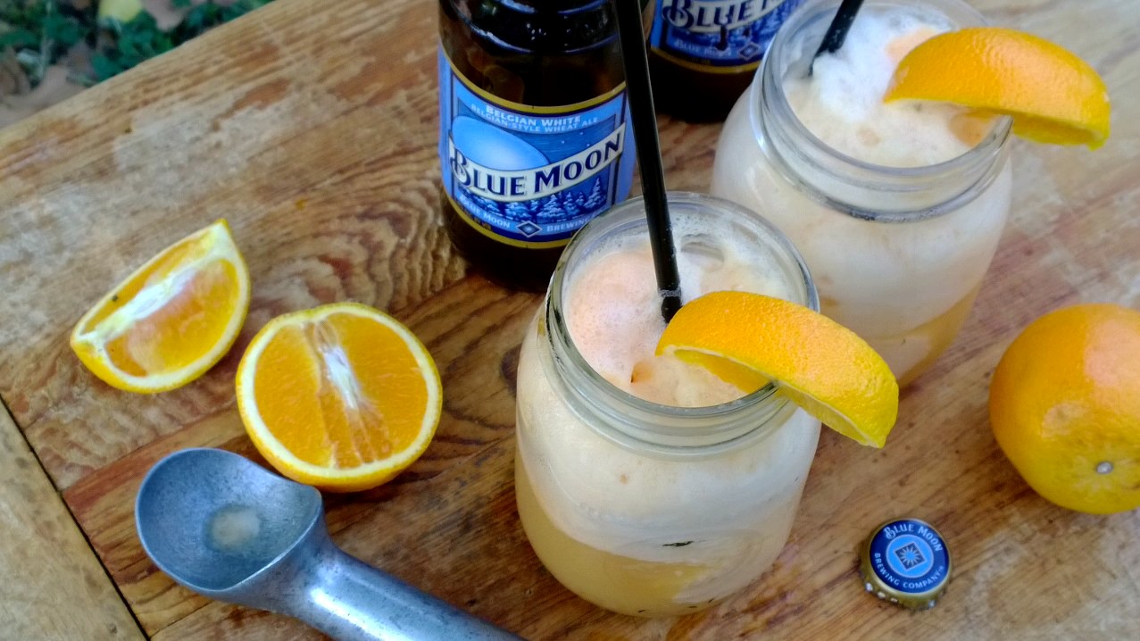 The Style Dossier: Blue Moon Beer Floats - Mason Jar Cocktail