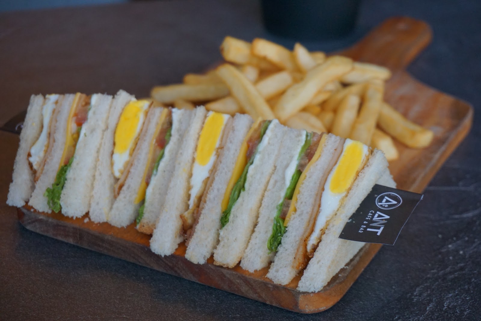 SELEKSI MENU MENARIK DI ANT CAFÉ & BAR KUALA LUMPUR