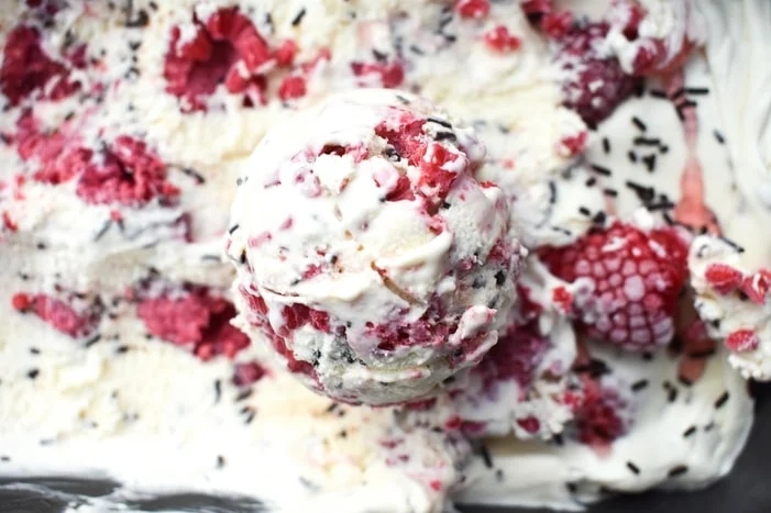 Vegan Raspberry Ripple Ice Cream (no churn) | Tinned Tomatoes