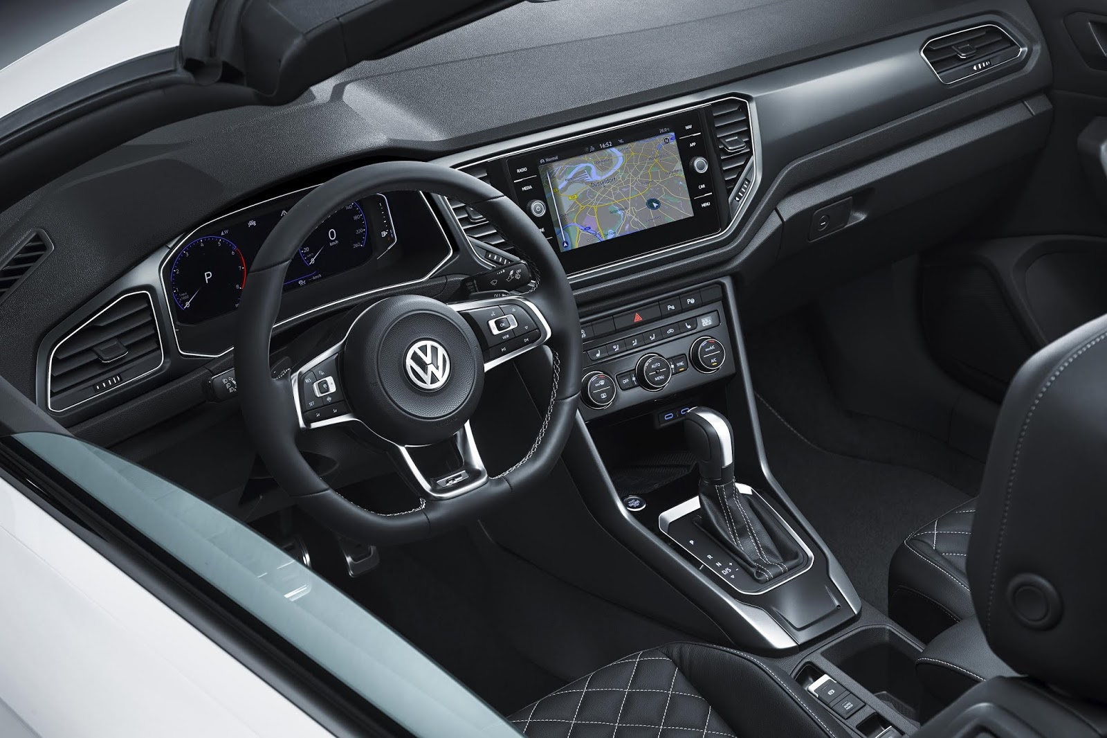 Volkswagen T-Roc Cabrio: El primer descapotable crossover | Valenciacars