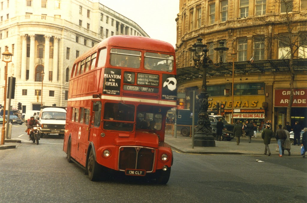 Pictures of Iconic Routemaster Buses on the Streets of London in the ...