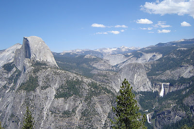Things To See At Yosemite: Yosemite Mountains And Granite Cliffs