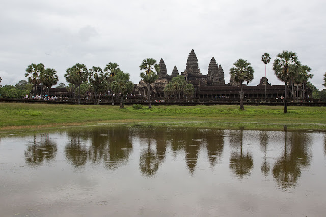 Shadows & Light: Angkor