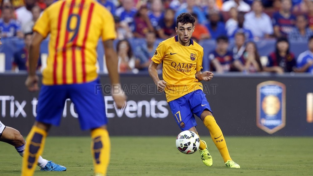 FC Barcelona 15-16 Away Kit | Bold On-Pitch Debut - Footy Headlines