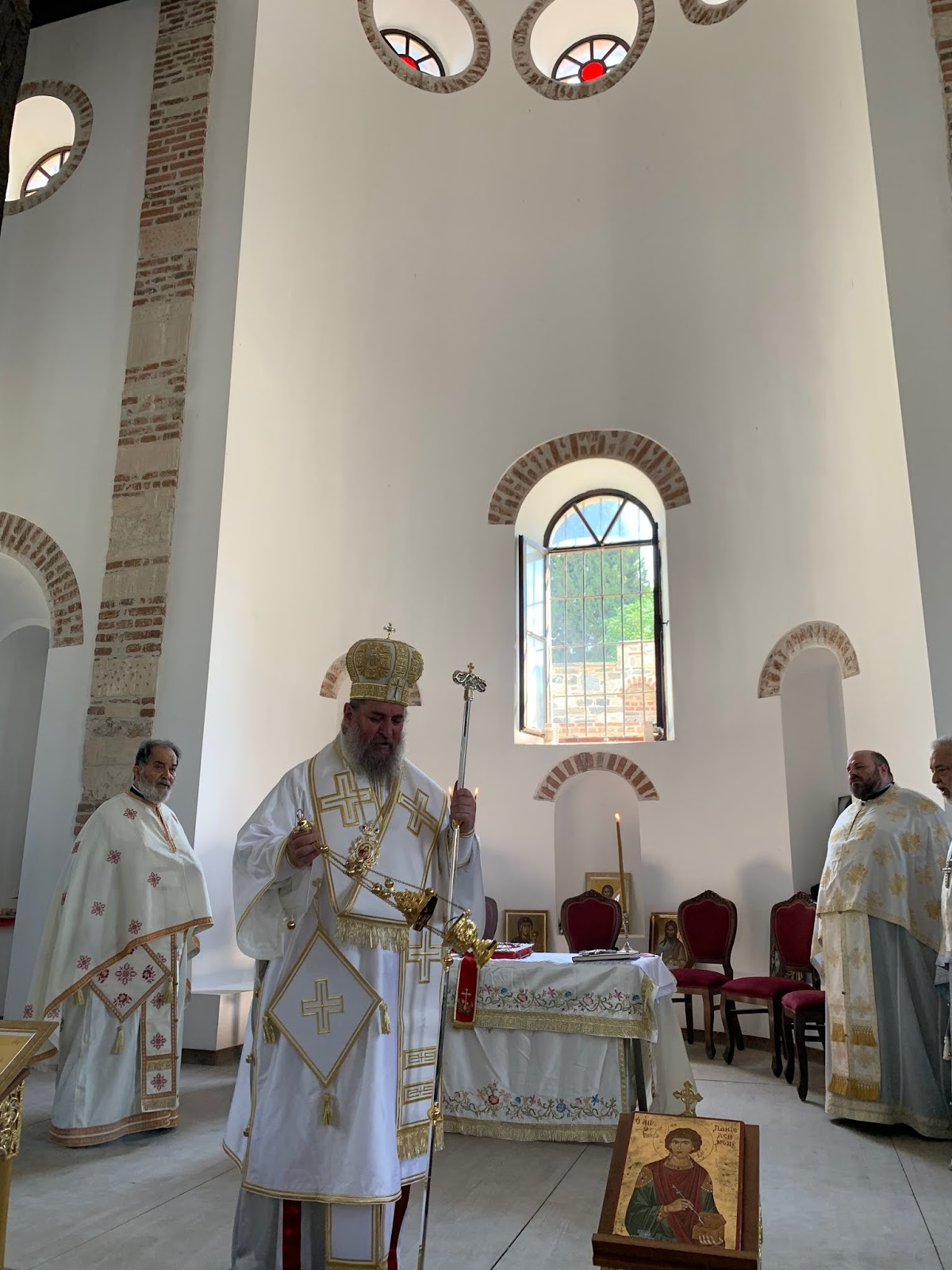 ΦΩΣ ΦΑΝΑΡΙΟΥ: ΣΤΟΝ ΠΑΝΗΓΥΡΙΖΟΝΤΑ ΑΓΙΟ ΠΑΝΤΕΛΕΗΜΟΝΑ ΑΠΟΛΛΩΝΙΑΔΟΣ (ΦΩΤΟ ...