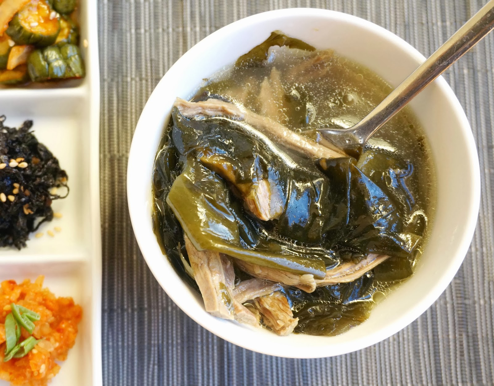 Miss Hangrypants: Miyeok Gook {미역국} - Korean Seaweed Soup