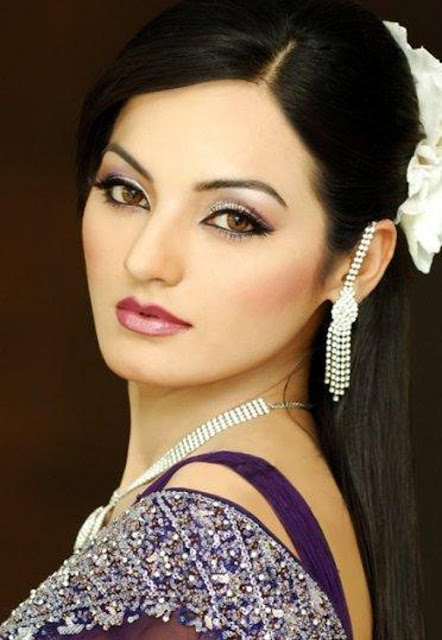 Beautiful Sadia Khan HD Wallpaper - all 4u stars wallpaper