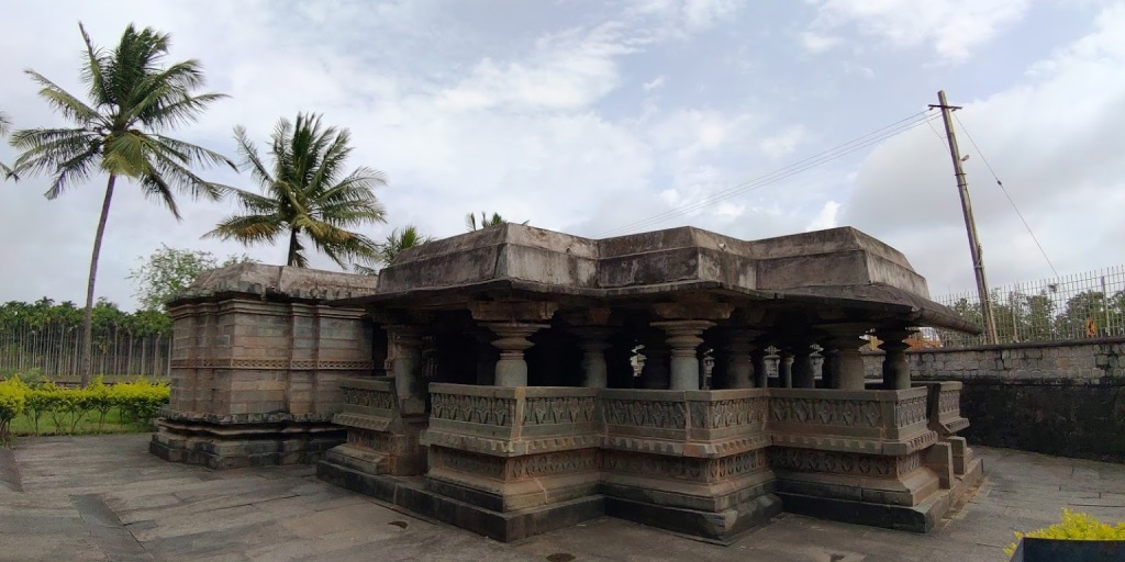 Hindu Temples of India: Kedareshvara Temple, Balligavi, Karnataka
