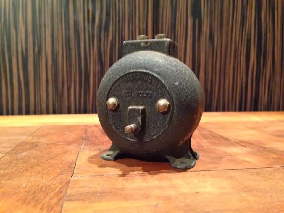 Leni's Corner: MECCANO E020 20V MOTOR