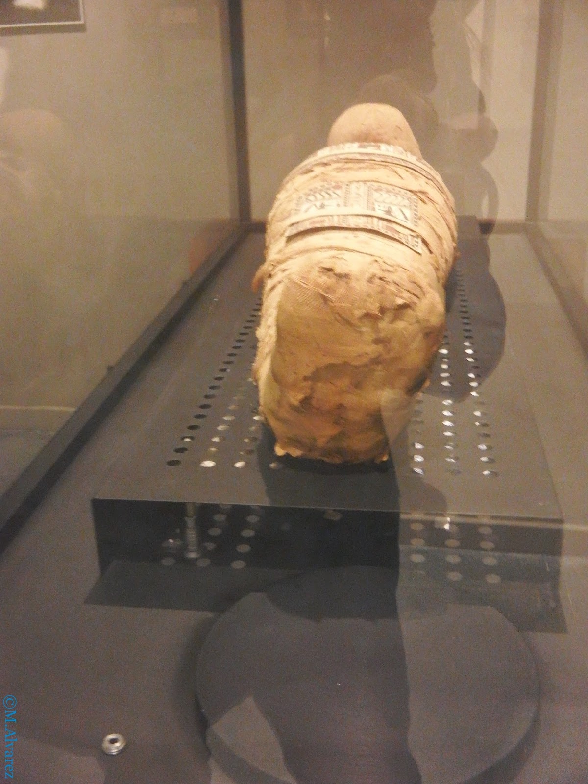 Sobre momias y momificaciones: Momia niño