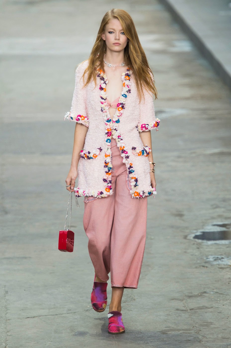 Fashion Show: Chanel Spring Summer 2015 | 1