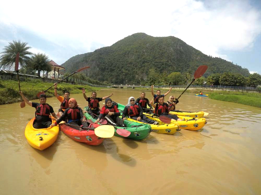 XPDC Kayak Baling 2017 - N . E . Z . A . H . S . A . N