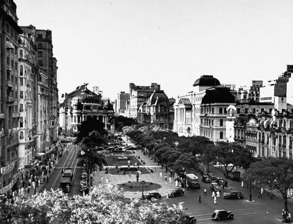 RONALD.ARQUITETO: [794] O FECHAMENTO DO BAR LUIZ, APÓS 132 ANOS DE ...