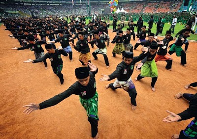 Pencak Silat, Budaya Sunda yang Patut Dilestarikan - Jatiluhuronline.com | Portal Berita ...
