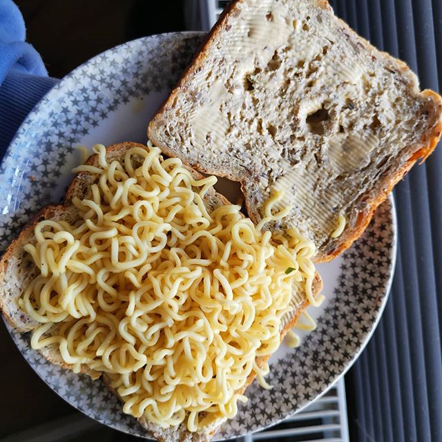 104 Creative Ways To Cook Maggi Mee/Instant Noodle!