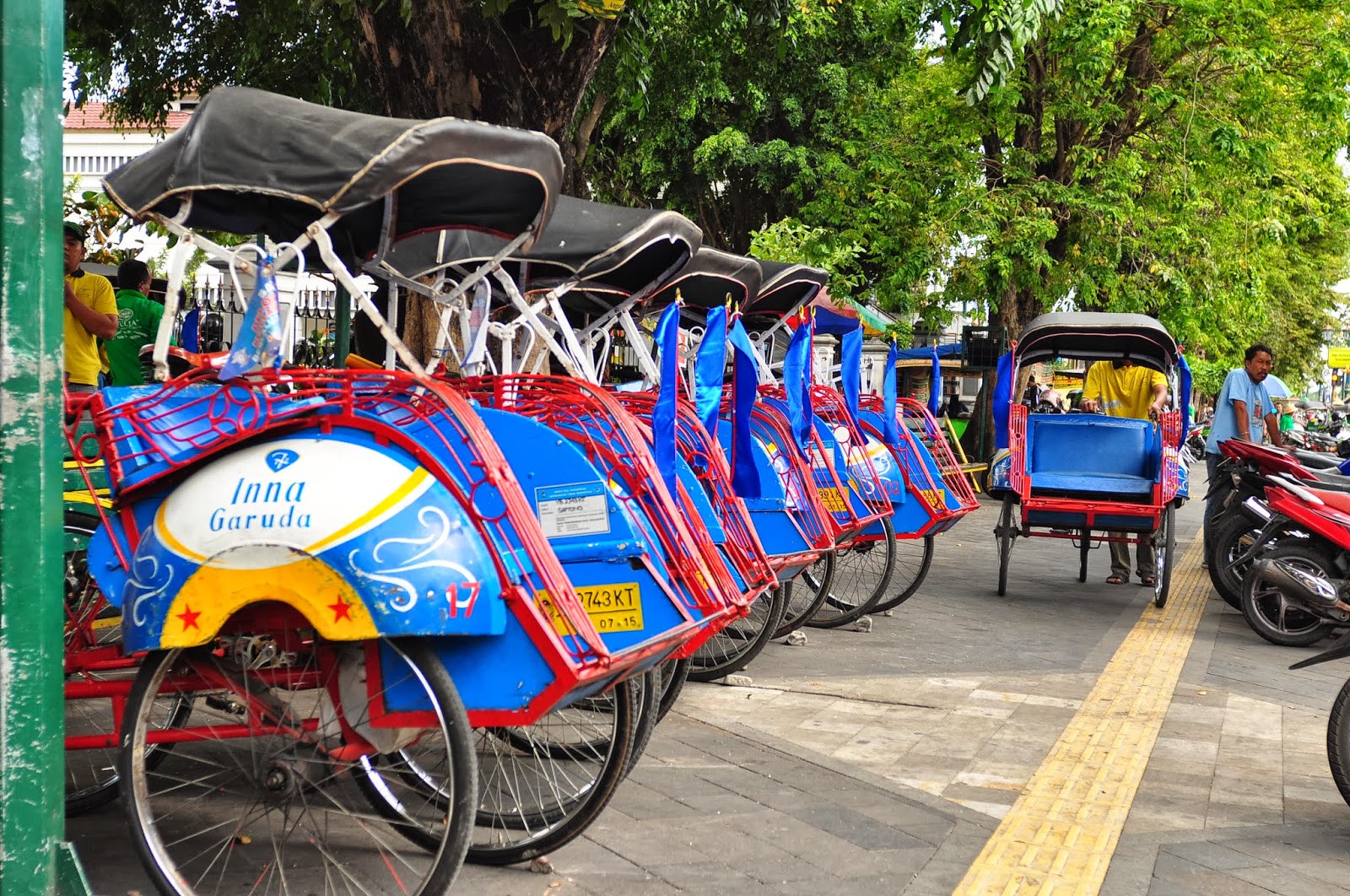 Info Terkini 27+ Gambar Rak Bensin Eceran