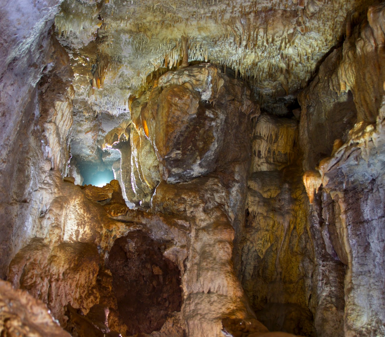 Geology of Lava Caves and Solution Caves: Geology: Lava Caves vs ...