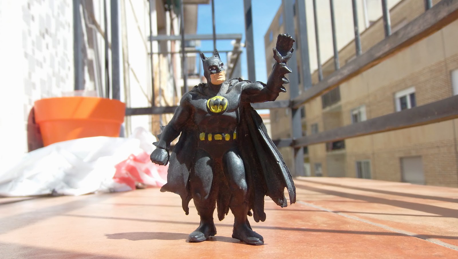 Toma y edición de fotografías.: Toma horizontal, picado y contrapicado.