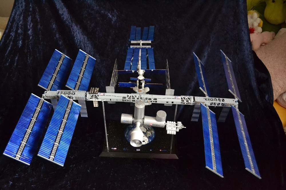 Happyscale-Modellbau: ISS Internationale Raumstation / international ...