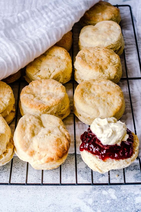 3 Ingredient Super Simple Scone - Easy Recipes Home