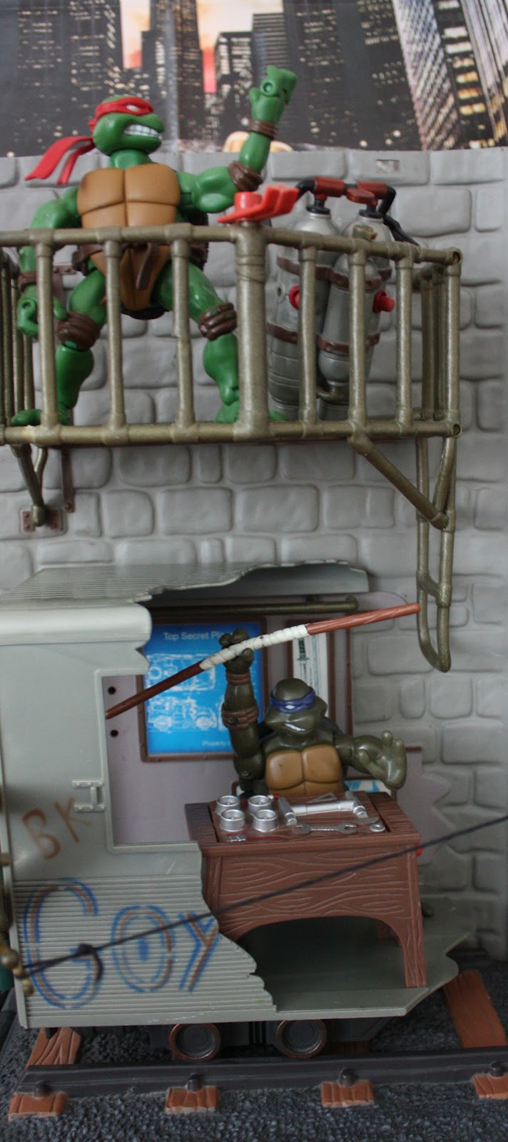 squer's TMNT Collection: 2003 TURTLE LAIR PLAYSET