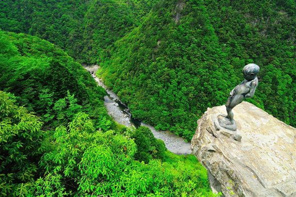 The Holiday and Travel Magazine: The Oboke Gorge and Koboke Gorge in Japan
