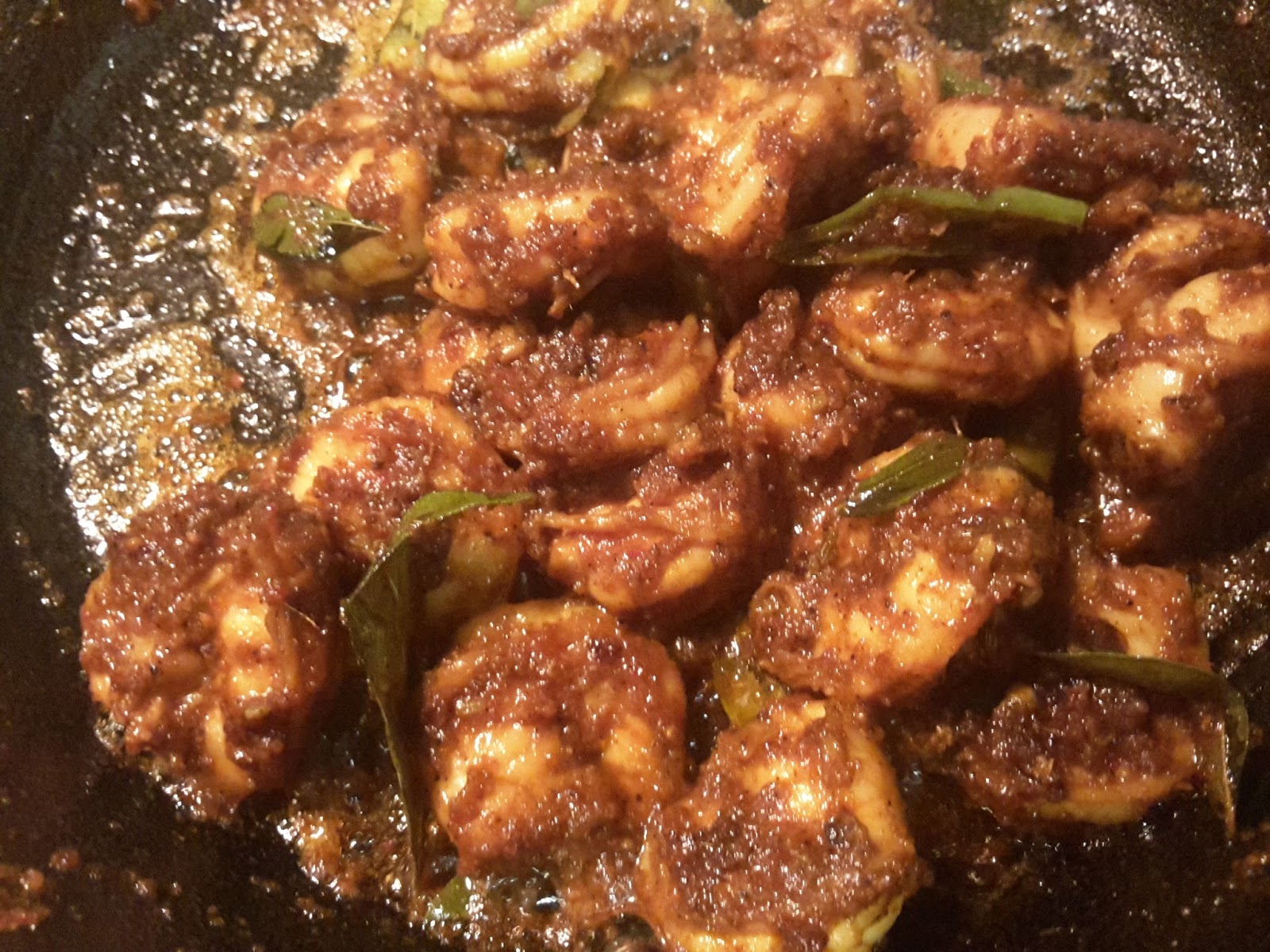 കഞ്ഞീം കറീം ....: Kerala Style Prawn Fry / Nadan Chemmeen fry