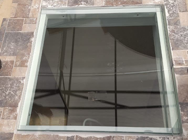 Instalar piso en vidrio transitable | Acústico, térmico, seguridad ...