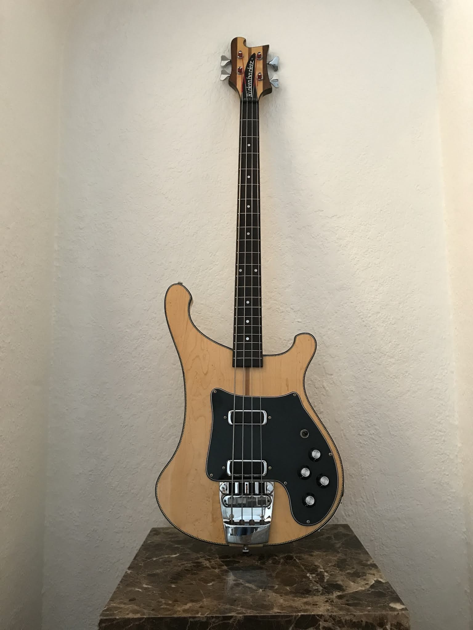 1977 Rickenbacker 4002 | Mapleglo