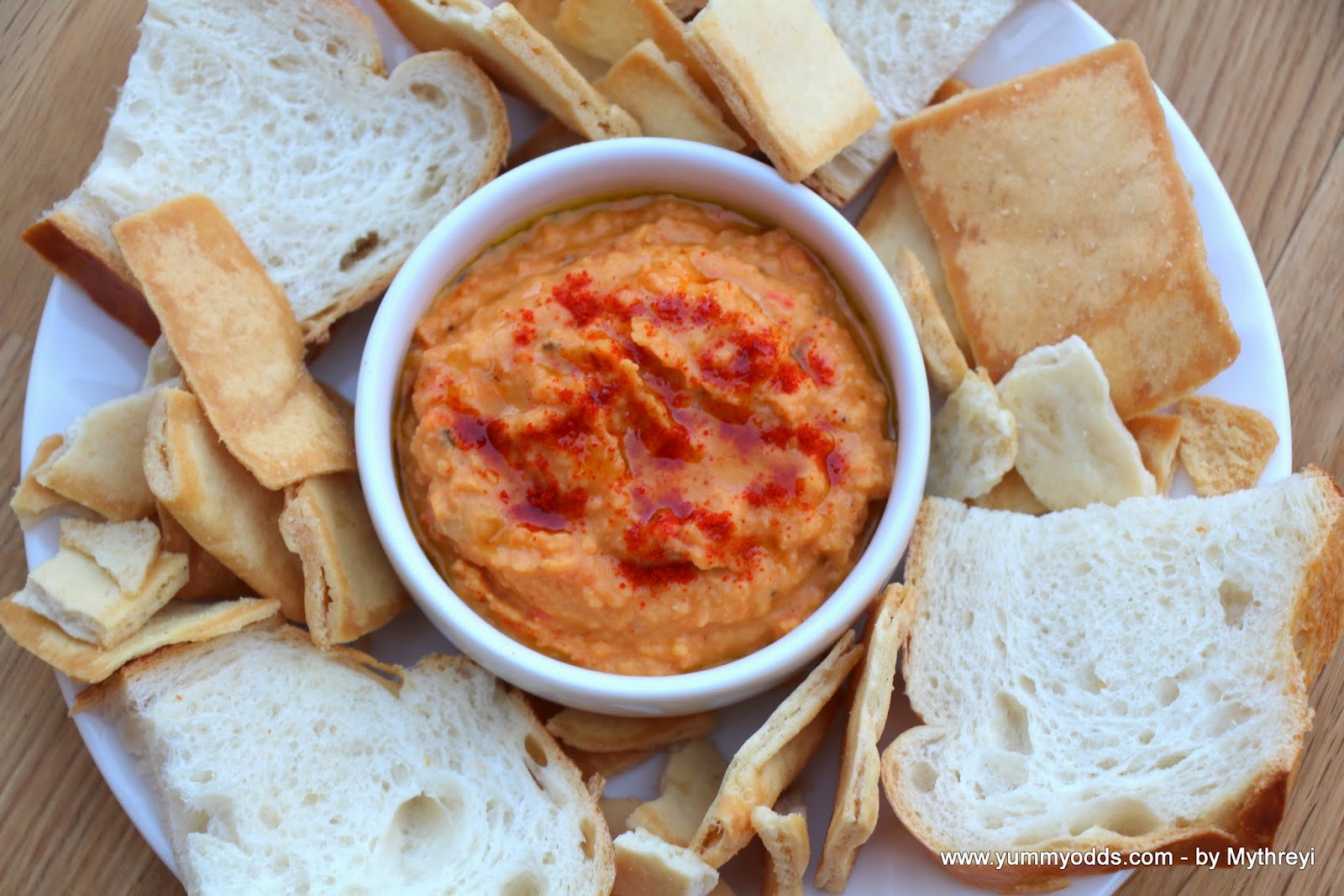 Yum! Yum! Yum!: Roasted Red Pepper Hummus