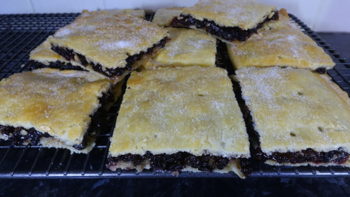 Fruit Slice – Fly Cemetery – Fly Graveyard - Geoff's Baking Blog