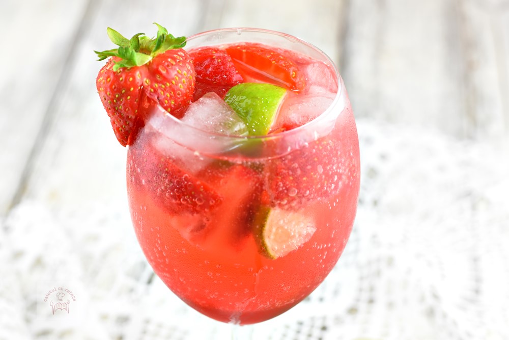 Cocktail nonalcoolic, cu capsuni si lime - CAIETUL CU RETETE