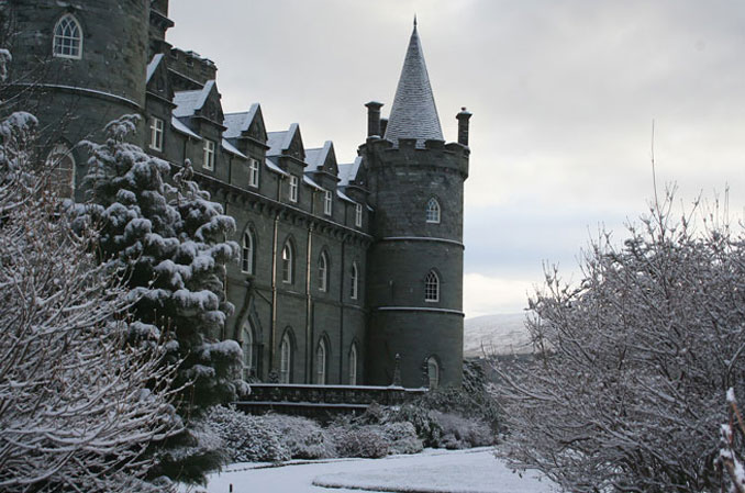 The Elegant Chateau: Elegant Chateaus in the winter