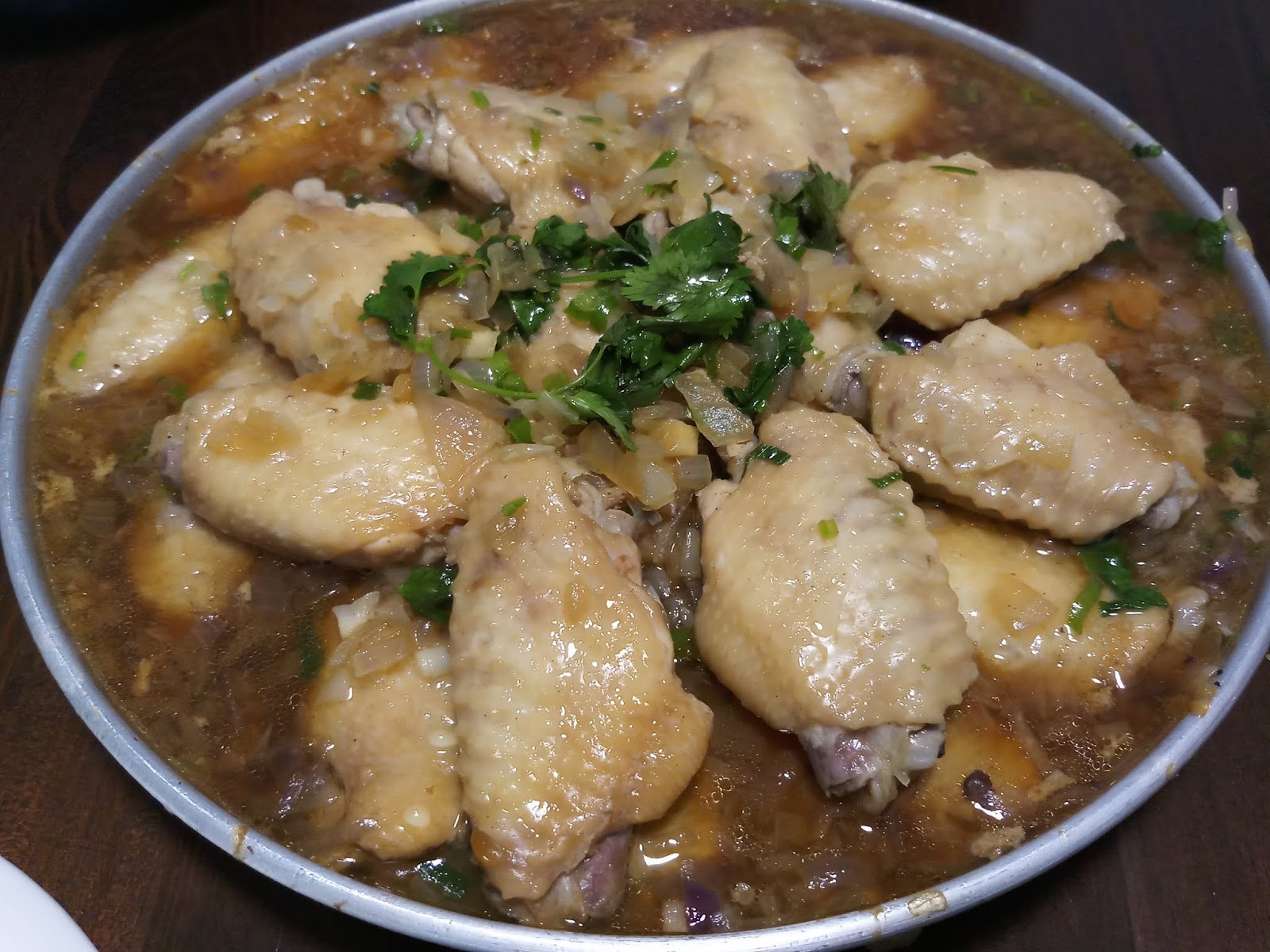 Shallots Steamed Chicken Wings