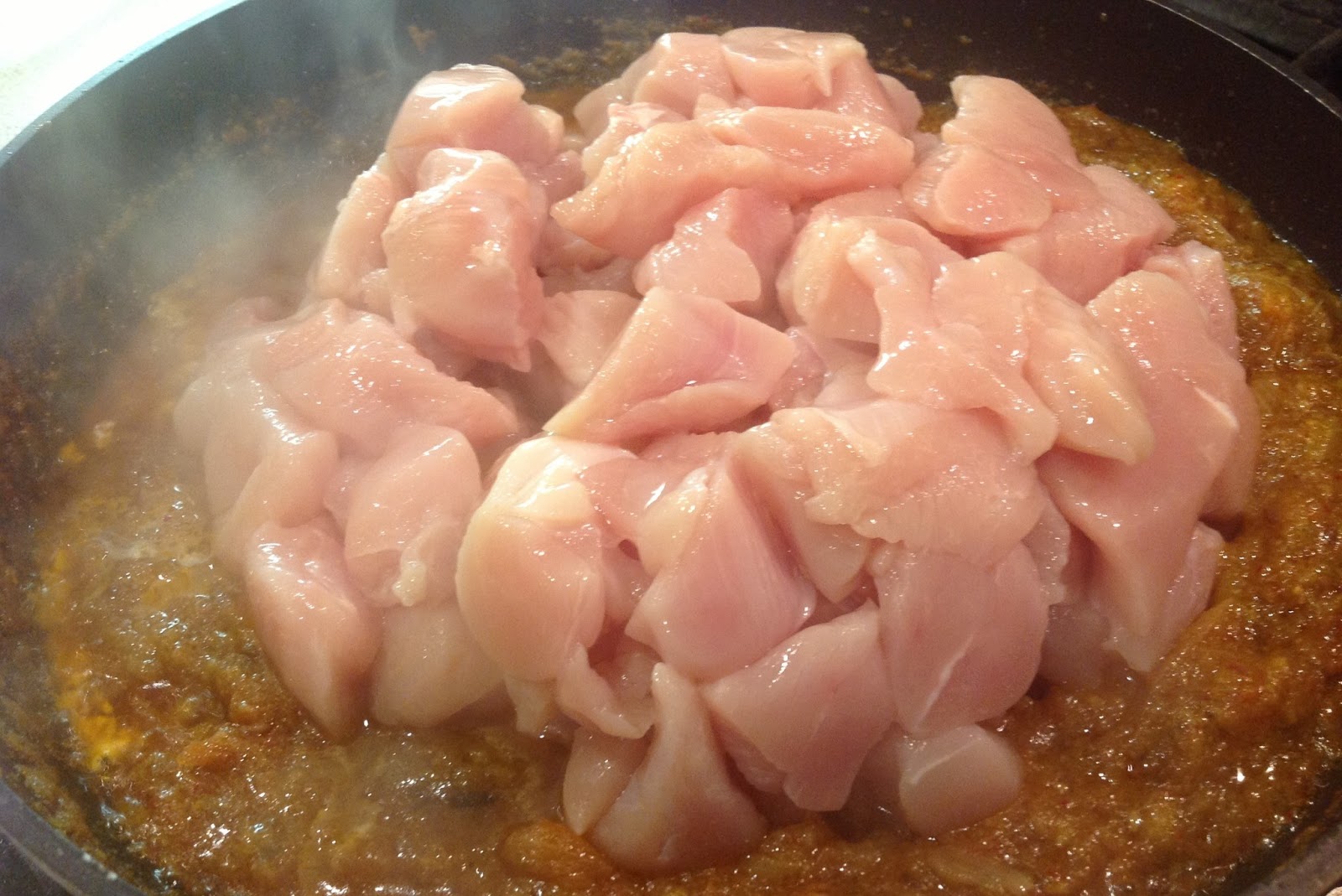 This Muslim Girl Bakes: My Auntie's Chicken Curry